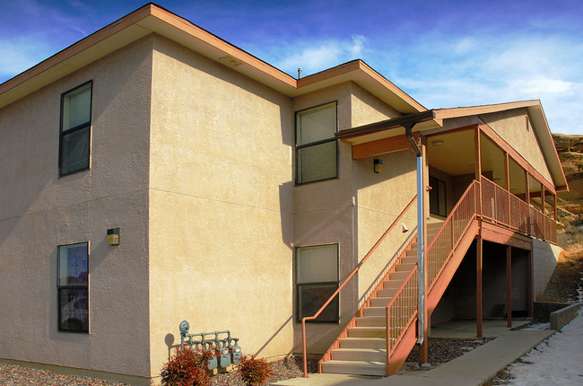 Cliffside Apartments - JL Gray Company