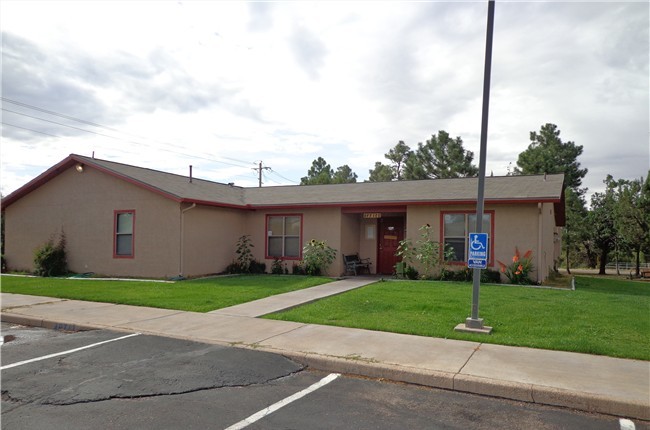 Ponderosa Park Apartments - JL Gray Company